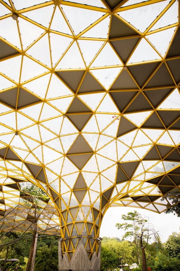 Geometrical Pattern of the Pavilion in the Perdana Botanical Park ...