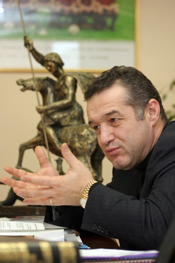 George Becali editorial photography. Image of conference - 25934312