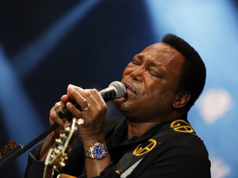 GEORGE BENSON editorial photography. Image of nancy, musician - 25602757