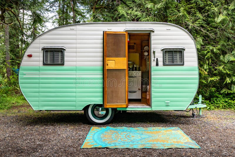 Estacada, or - USA: 06-12-2021: Vintage Terry Trailer, Fully Restored ...