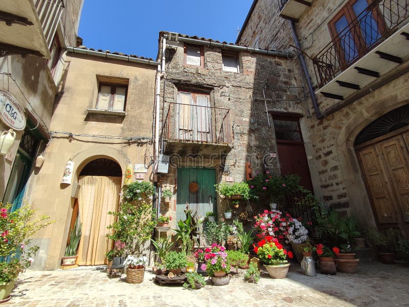 Geraci Siculo, Sicily editorial photo. Image of siculo - 346202736