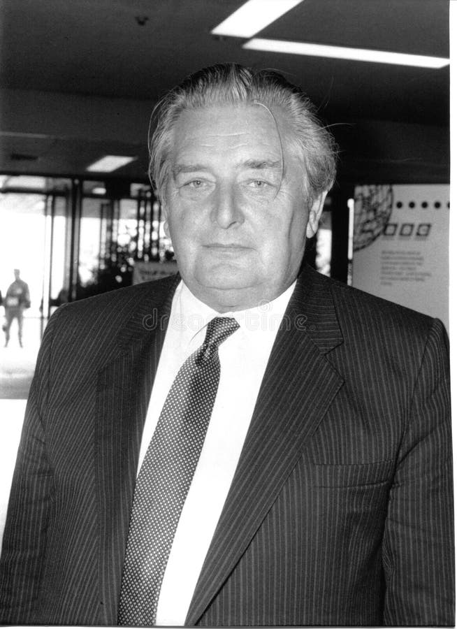 Geraint Howells editorial stock image. Image of government - 11087719