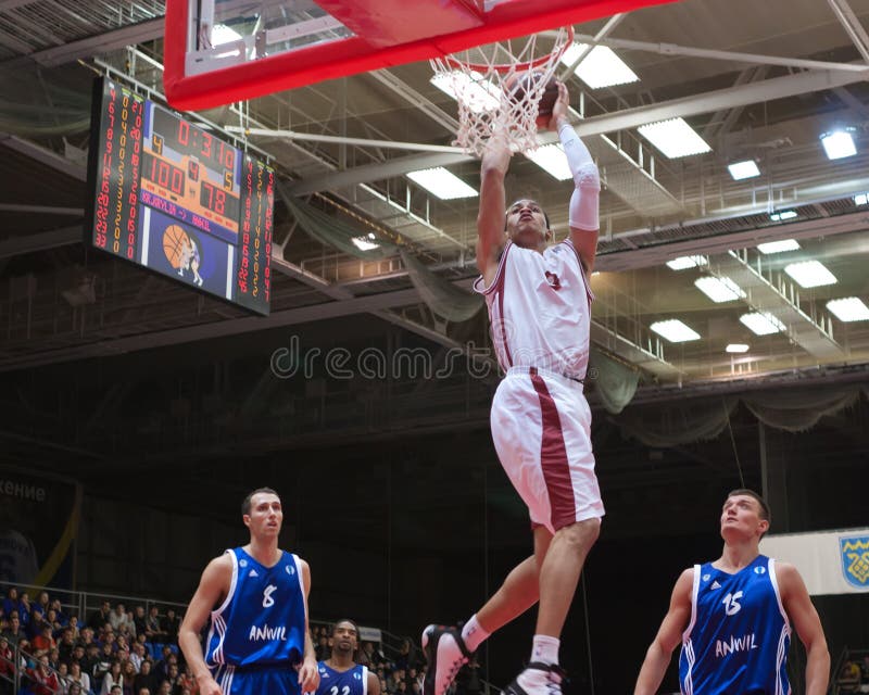 Gerald Green editorial image. Image of basket, thompson - 17325910