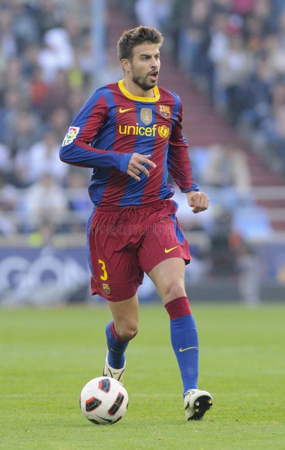 Gerard Pique of FC Barcelona Editorial Stock Image - Image of barcelona ...