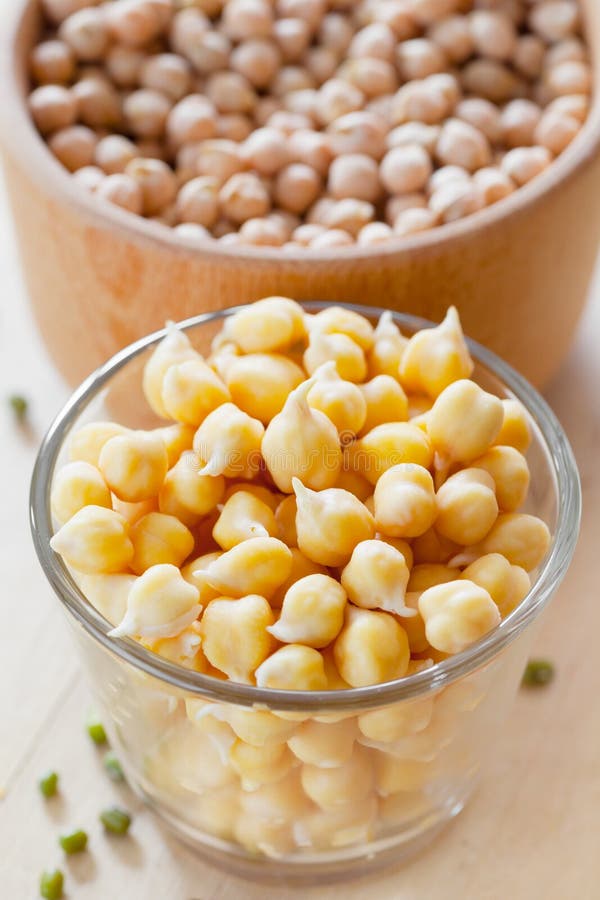Germogli Dei Ceci E Semi Secchi Fotografia Stock - Immagine di nocciolo ...