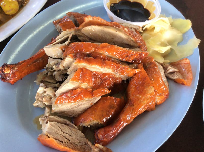 Geroosterde eend stock foto. Image of saus, eend, zwart - 63558774