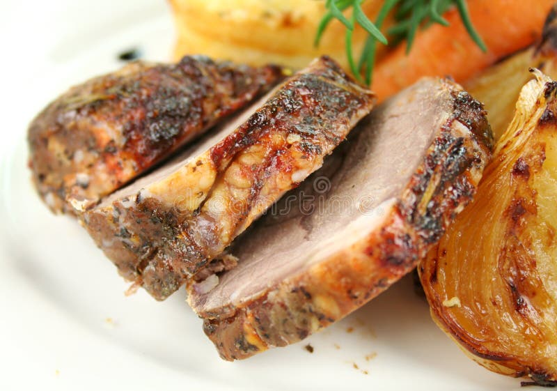 Gebakken Lamsribben Met Gouden Korst Stock Afbeelding - Image of ...