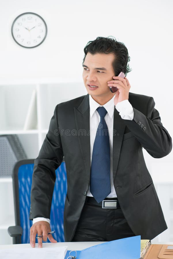 Gespannen stock afbeelding. Image of communiceren, mensen - 28928629