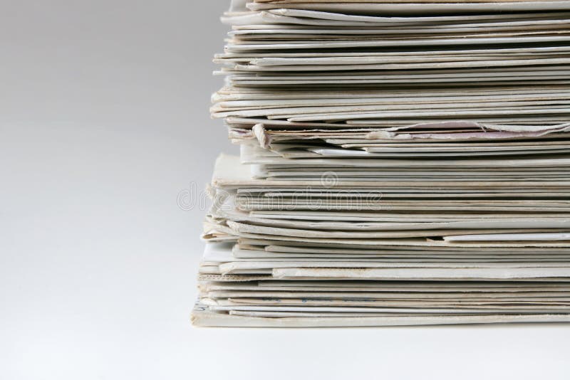 Gestapelte Post stockbild. Bild von postsendung, gefaltet - 8666319