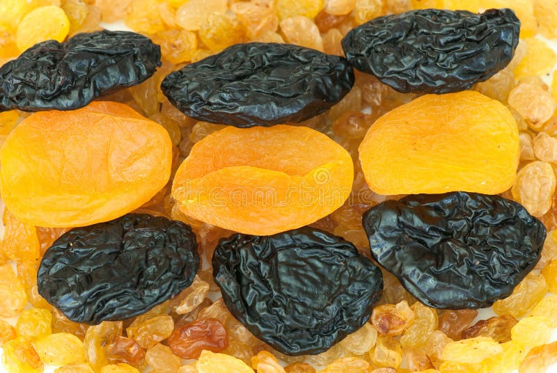 Getrocknete Früchte stockbild. Bild von diät, trauben - 9529967