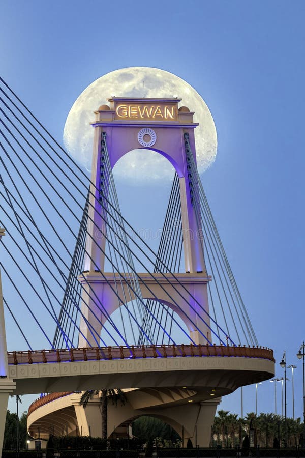 Gewan Island Bridge Pearl Qatar Editorial Photography - Image of doha ...