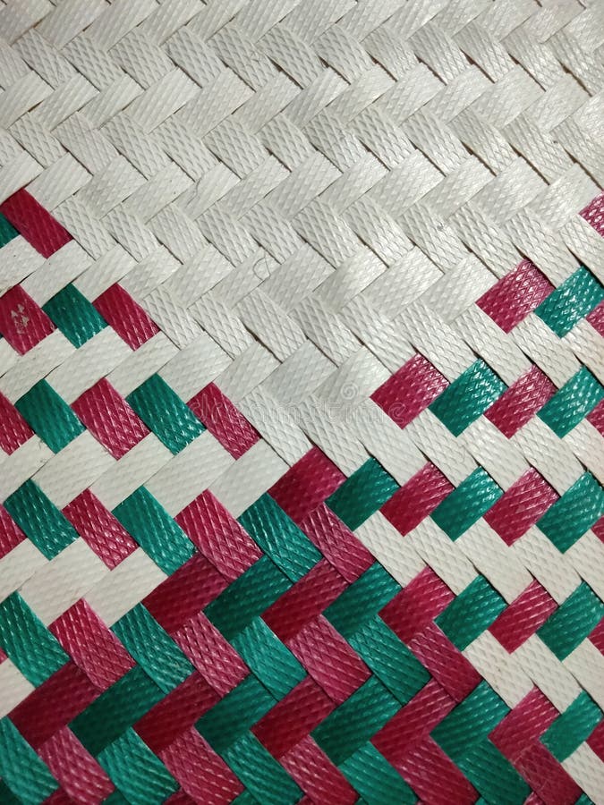 Hoek Gemaakt Met Houten Stokken Met Zwarte Schroef Op Een Witte Tafel ...