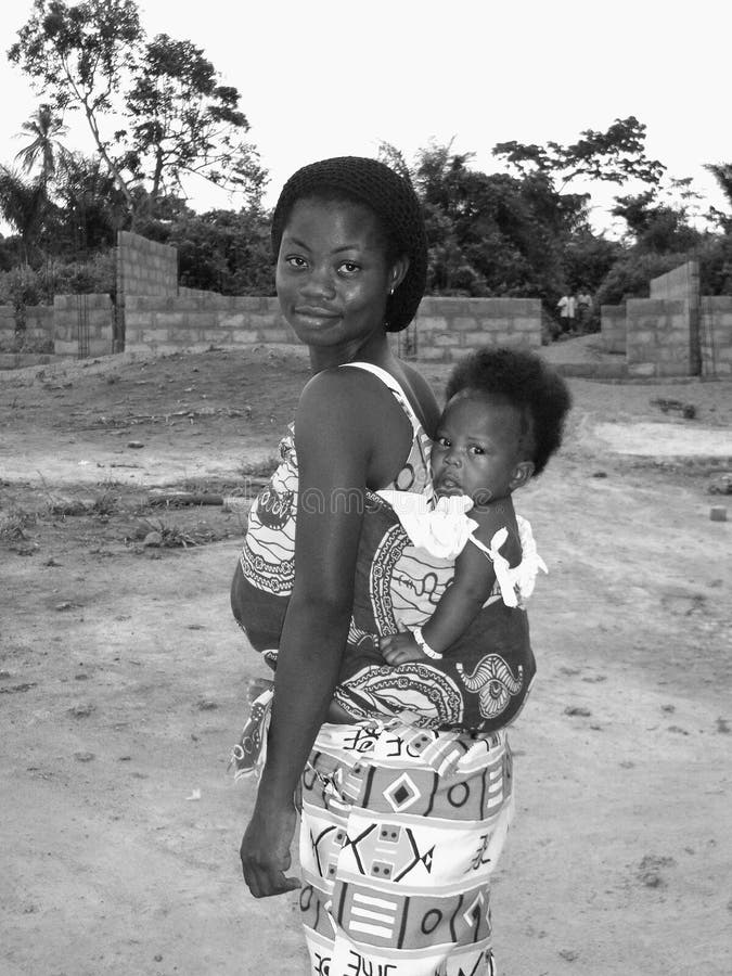 Ghanian Mother and Child editorial image. Image of family - 25897125