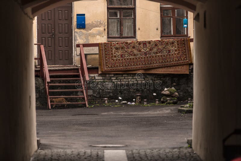 Ghetto courtyard stock image. Image of ghetto, pavement - 56584857