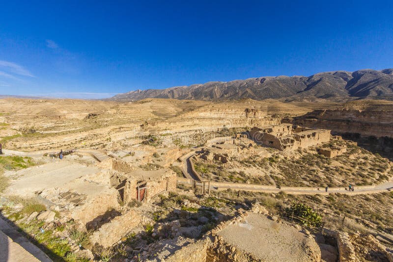 Ghoufi canyon editorial stock photo. Image of oasis, history - 91044993