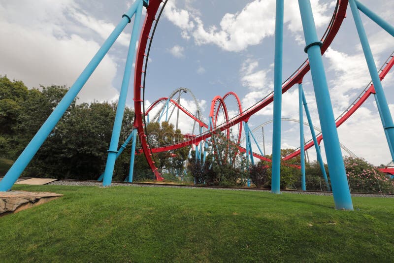 Giant Attraction `Roller Coaster`, Dead Loop, Barrel and Other ...