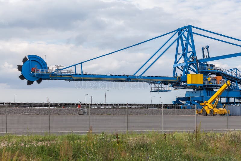 Giant Bucket Wheel Excavator Stock Photo - Image of excavator, industry ...