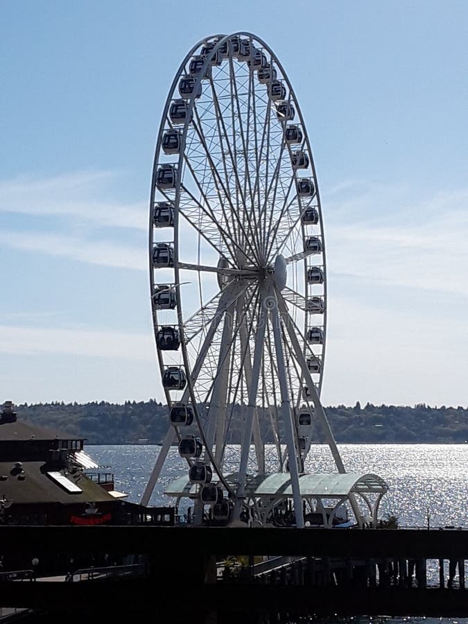 Giant Seattle Great Wheel Observation in Night Reflection at Pier 57 in ...