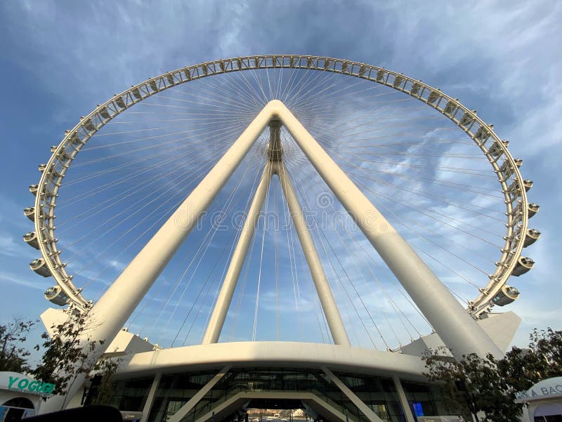 Prominent White Support Beams Stock Photos - Free & Royalty-Free Stock ...