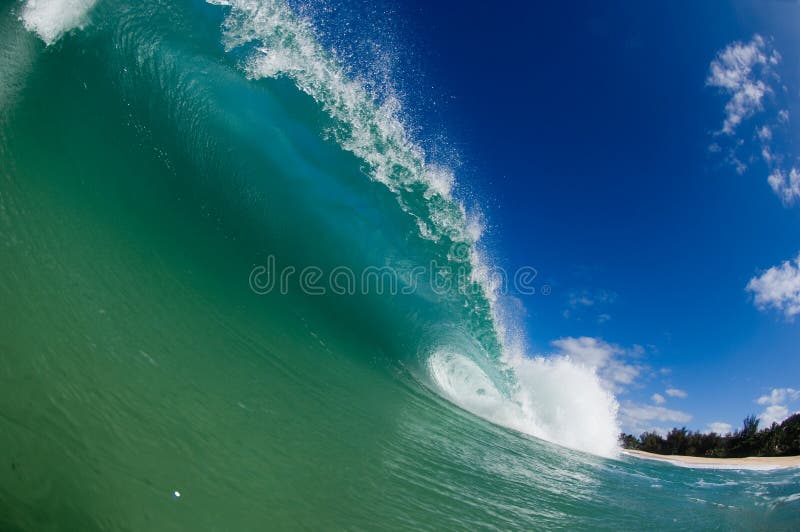 Giant hollow wave stock photo. Image of oahu, break, hawaii - 4034270