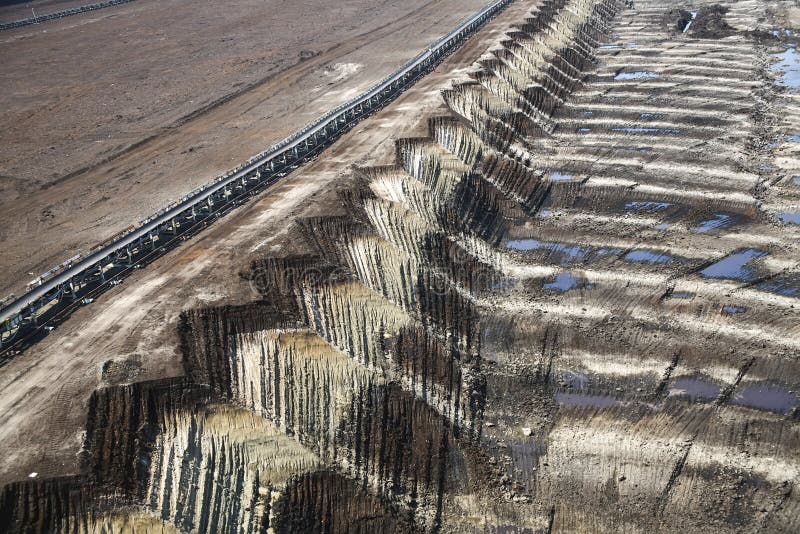 Giant Line Track Coal Mine Stock Photos - Free & Royalty-Free Stock ...