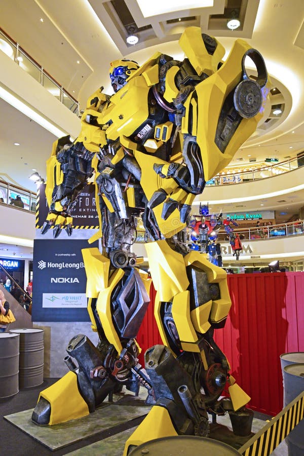 Giant Model of Bumblebee from Transformers Editorial Photography ...