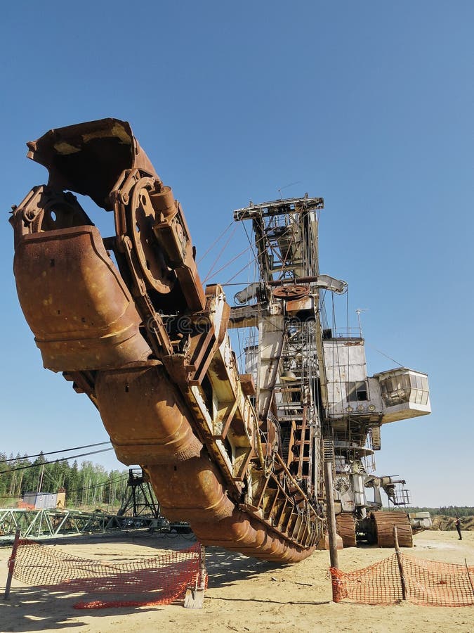 Huge mining excavator stock image. Image of corrosion - 186502629