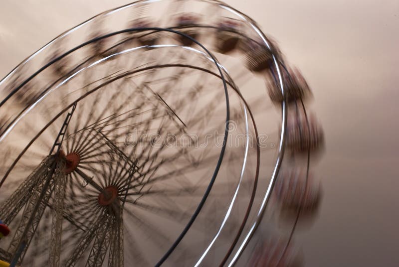 Giant Bucket Wheel Excavator Stock Vector - Illustration of strip ...