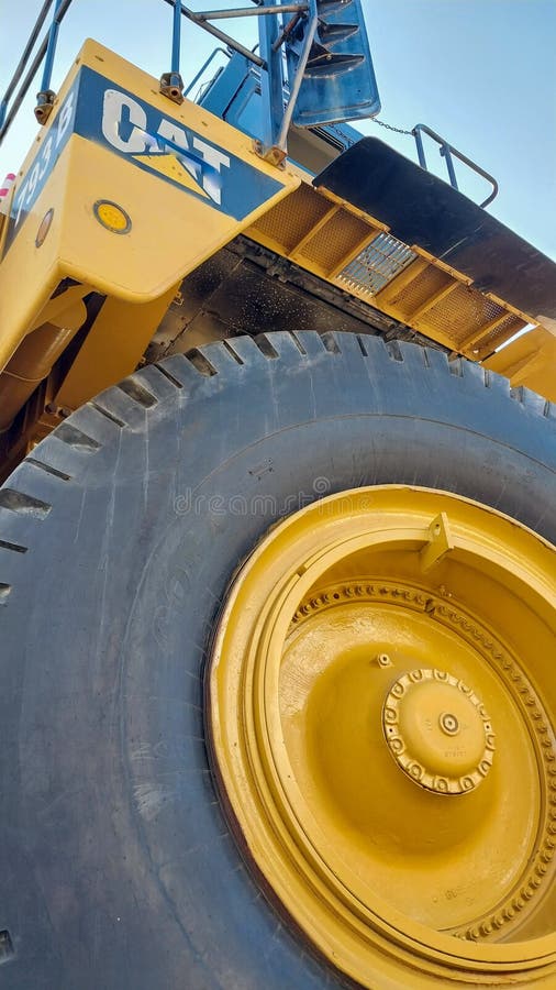 Giant Wheel, Huge Machine Wheel Used in Mining Stock Photo - Image of ...