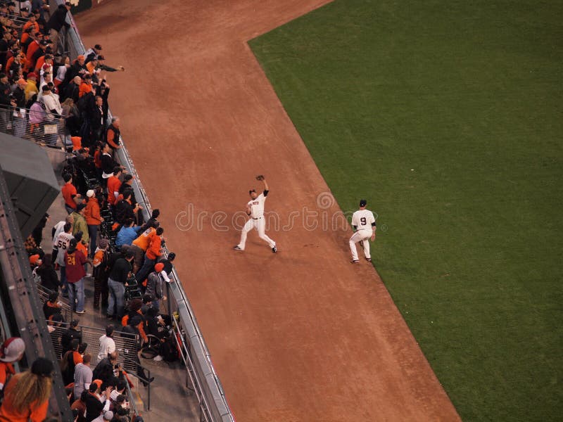 Giants Outfield Grabs Flyball on the Warning Track Editorial Stock ...