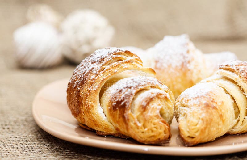 Giffel och kaffe fotografering för bildbyråer. Bild av varmt - 34961131