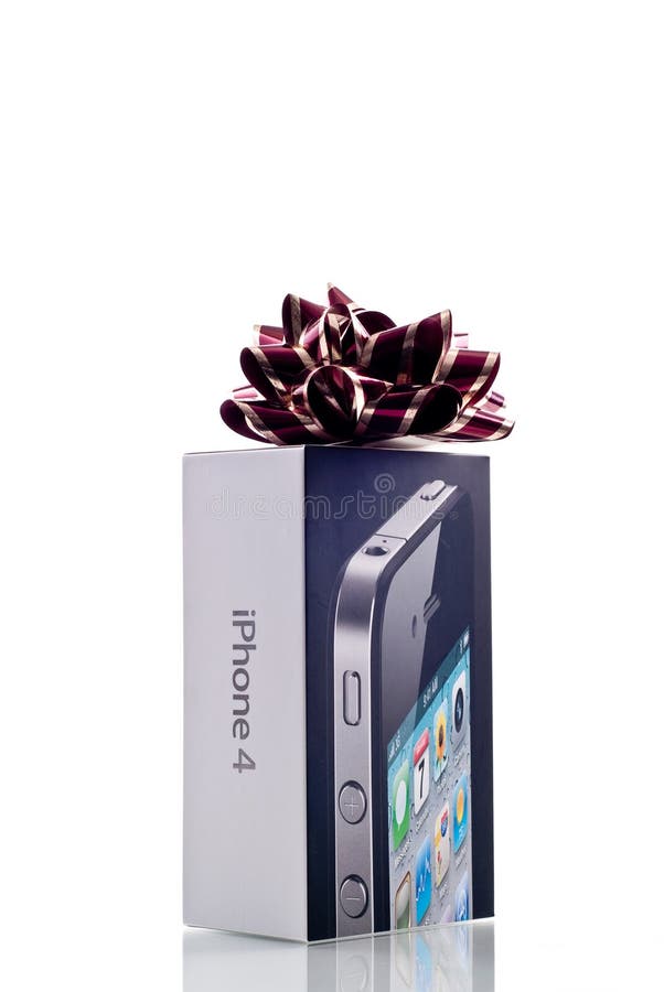 Apple IPhone 4 EBay Auction Editorial Photography - Image of edge ...