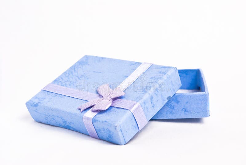 Gift Box Picture. Image: 15328040