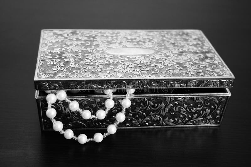 Gift box stock photo. Image of vintage, pearl, case, sparkling - 28470378