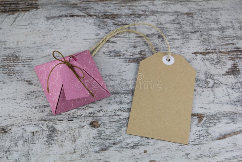 Gift box and tag stock photo. Image of pricing, label - 48041490