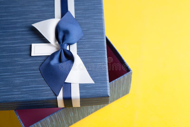 Gift Box Wrapped in Kraft Paper and Bow Stock Photo - Image of festival ...