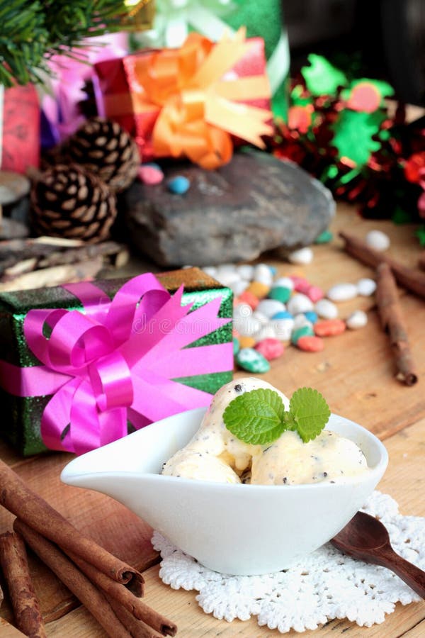 Gift Boxes and Ice Cream To Celebrate Christmas. Stock Image - Image of ...