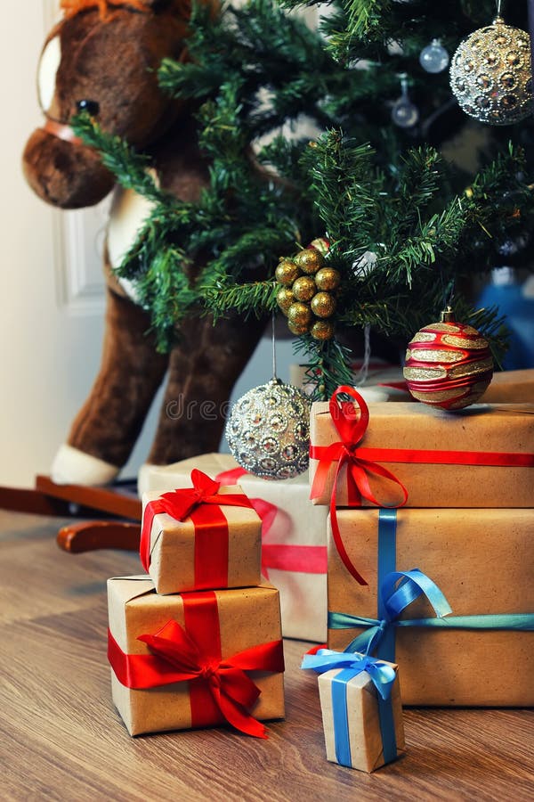 539 Gift Stack Under Tree Stock Photos - Free & Royalty-Free Stock ...