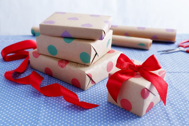 Gift wrapping and packing stock image. Image of xmas - 72333297