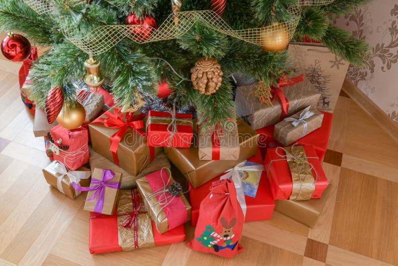 Gifts Under the Tree. Boxes with Gifts of Different Colors, the Concept ...