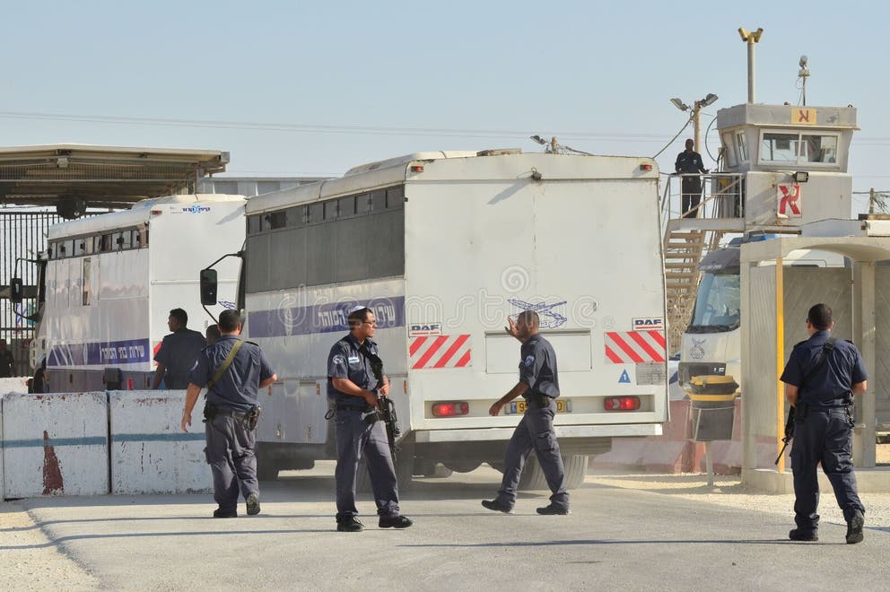 Gilad Shalit Deal editorial photo. Image of deal, guard - 21609431