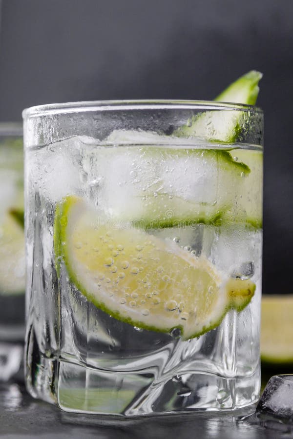 Gin tonic drink stock image. Image of white, vodka, fizz - 109063589