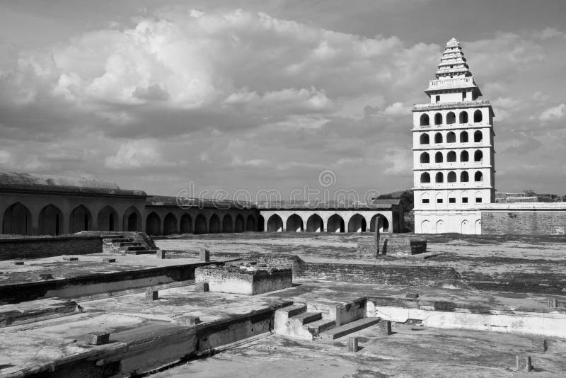 Gingee Fort Ruins stock image. Image of rock, aged, broken - 11061983