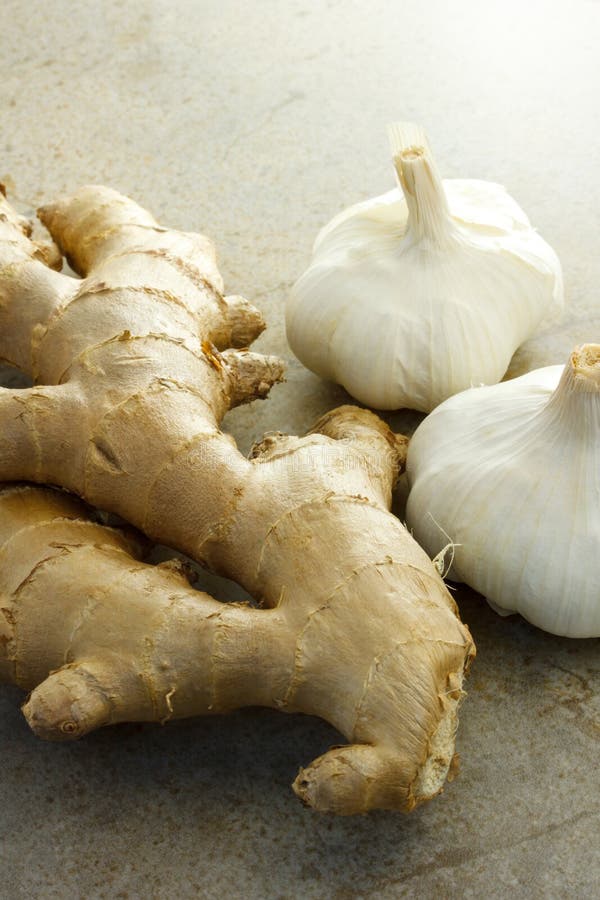Fresh garlic and ginger stock image. Image of flavour - 17545269