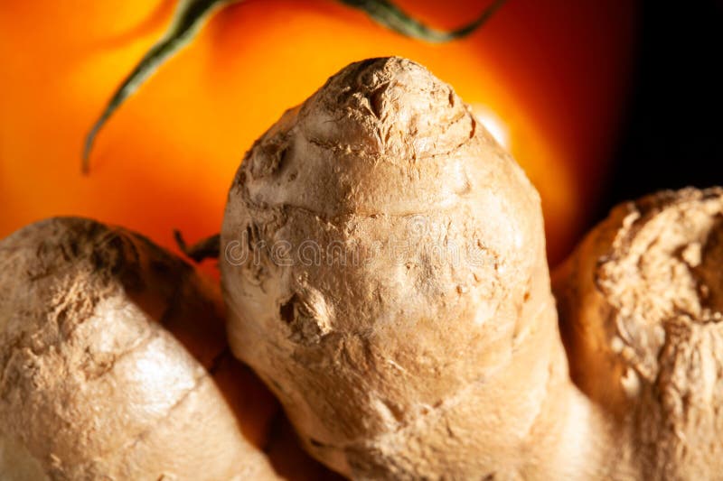 Ginger root macro closeup stock photo. Image of freshness - 354978874