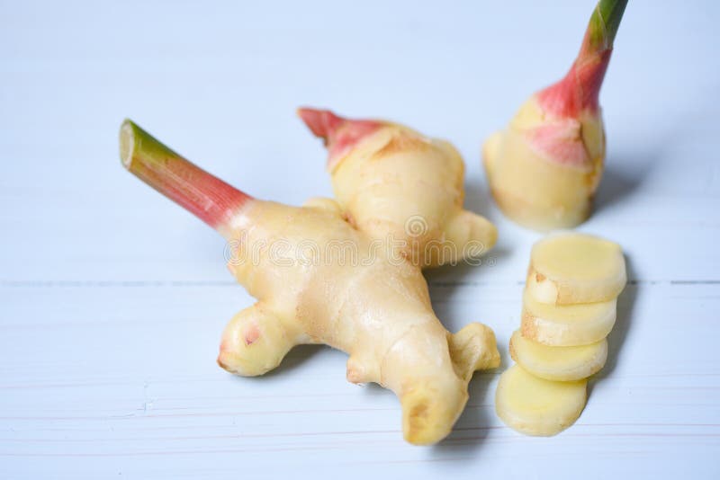 Ginger Slice on Table - Fresh Young Ginger for Herb Medicinal Natural ...