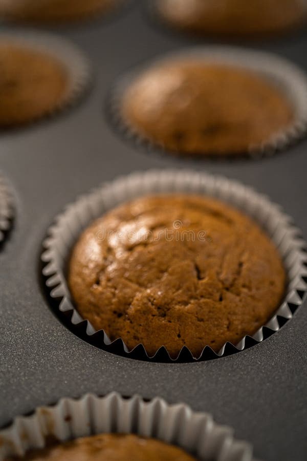Gingerbread cupcakes stock image. Image of cream, making - 282247619