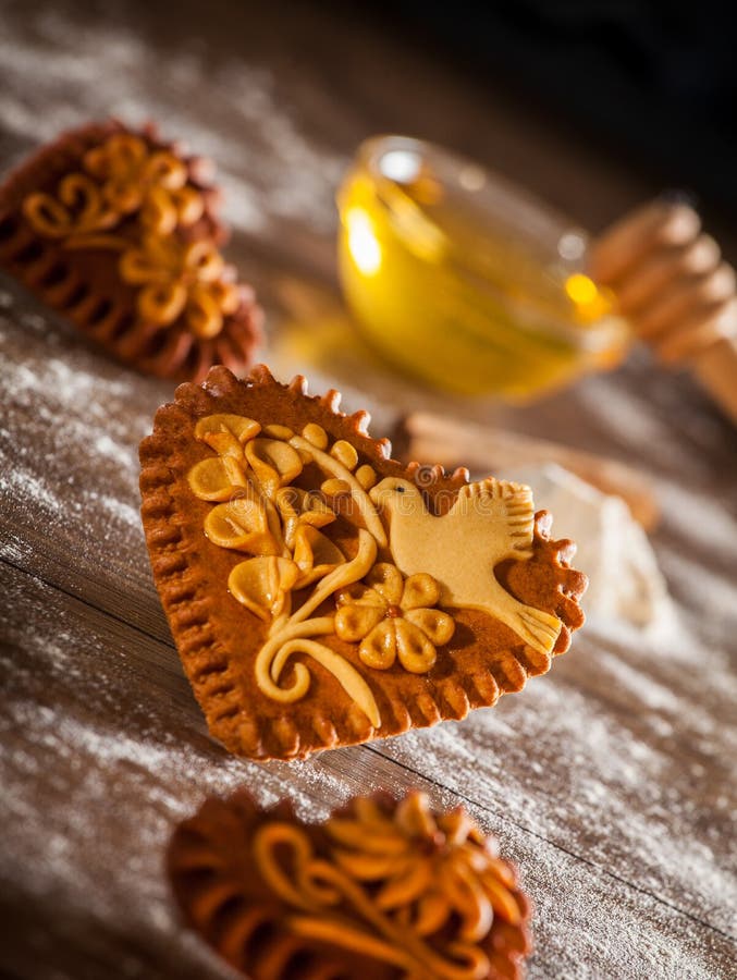 Gingerbread hearts stock image. Image of home, decorated - 38394297