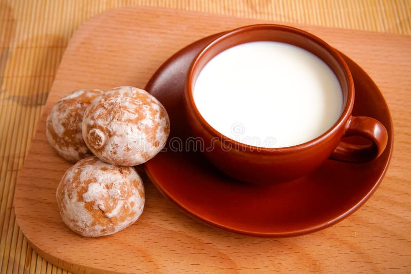 Gingerbread with milk stock image. Image of milk, clay - 33676851