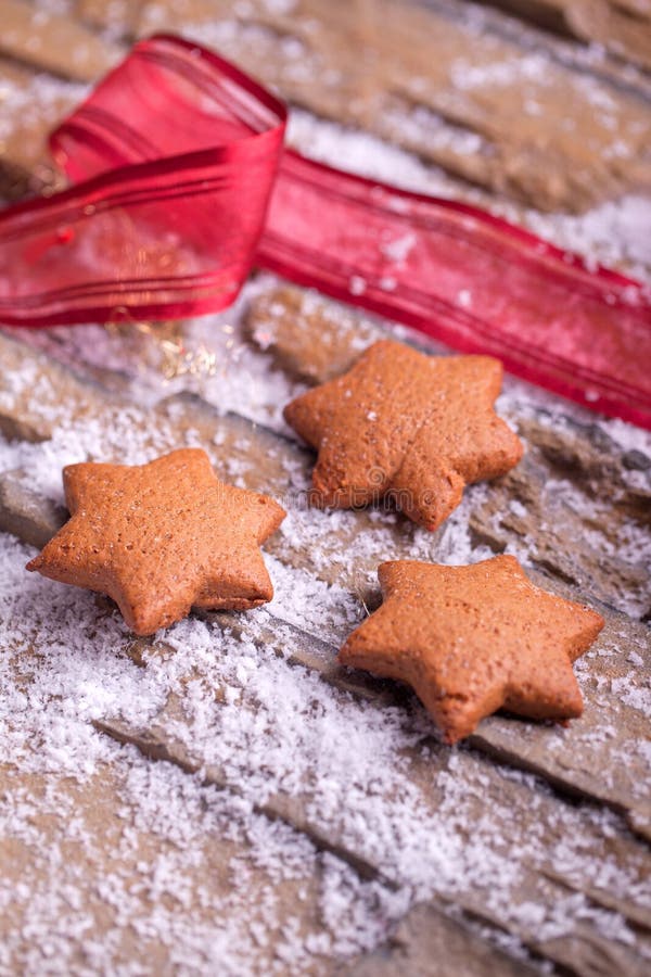 Gingerbread star cookies stock image. Image of craft - 28004999